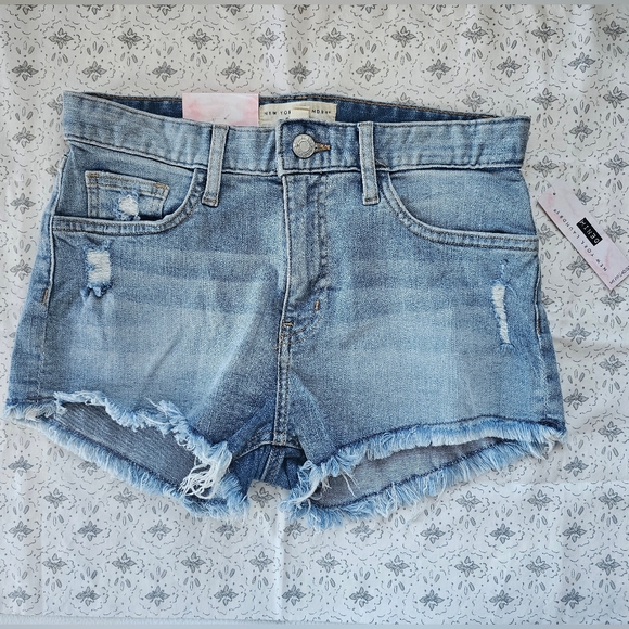 New York Laundry | Shorts | New York Laundry Fringe Jean Shorts | Poshmark